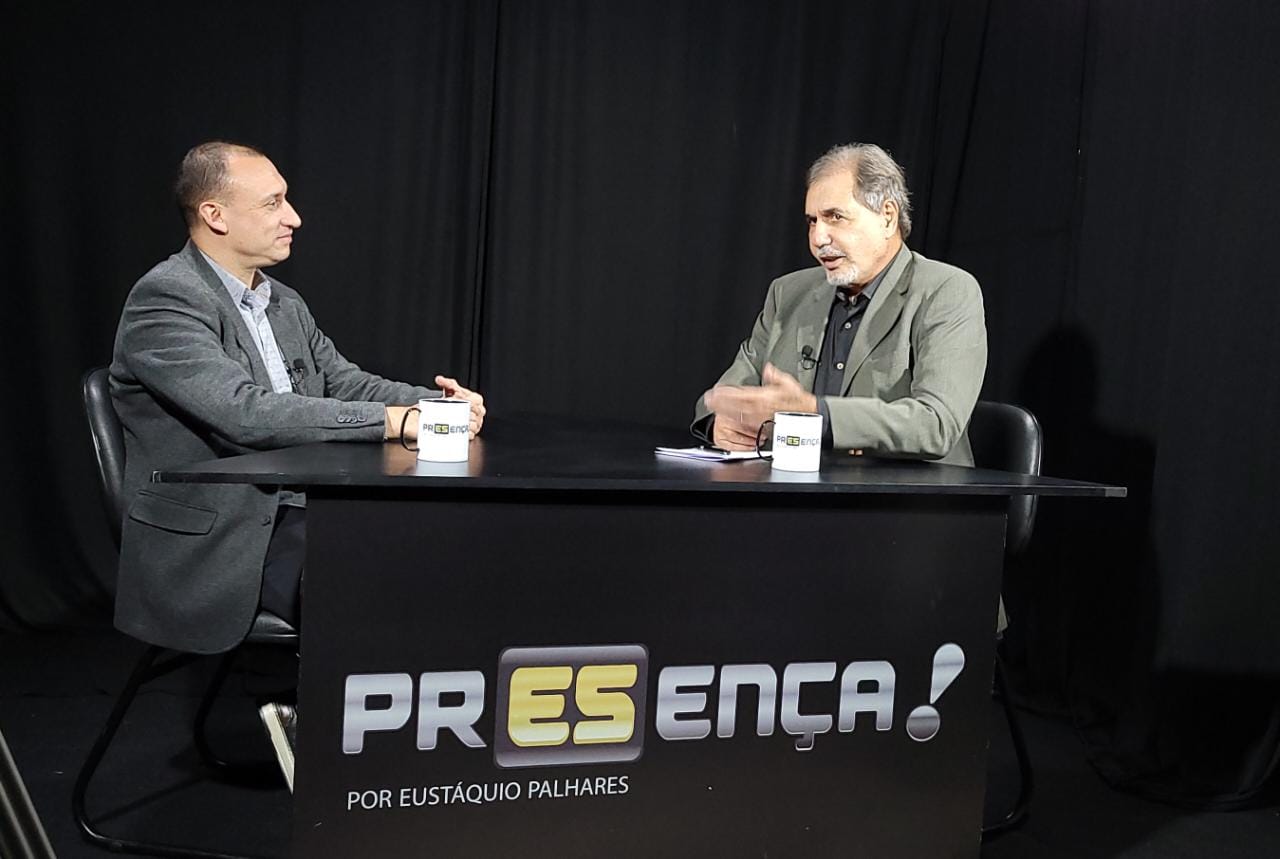 Entrevista com o superintendente do IEL, Alessandro de Castro